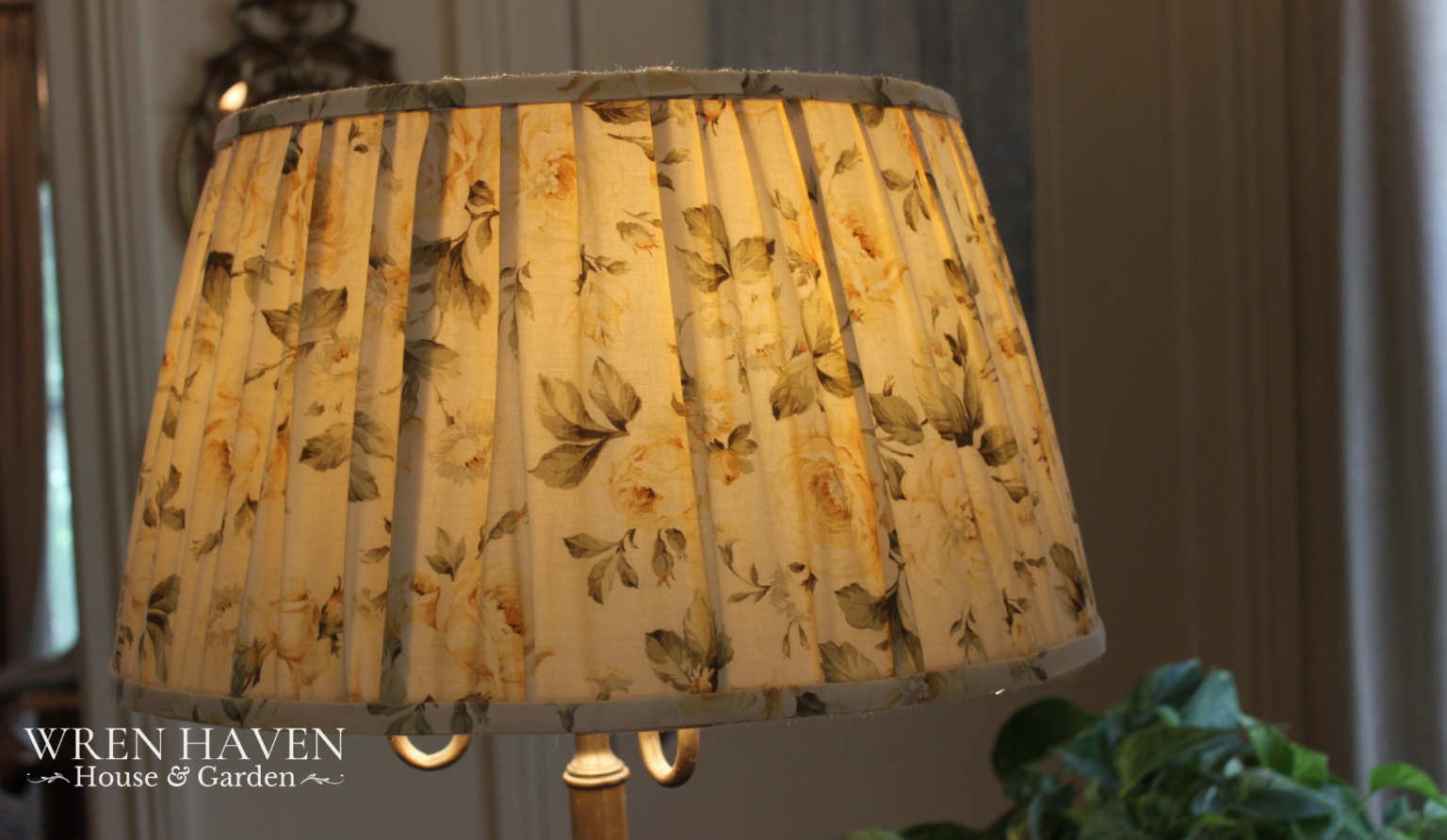Custom Gathered Lamp Shade Tutorial
